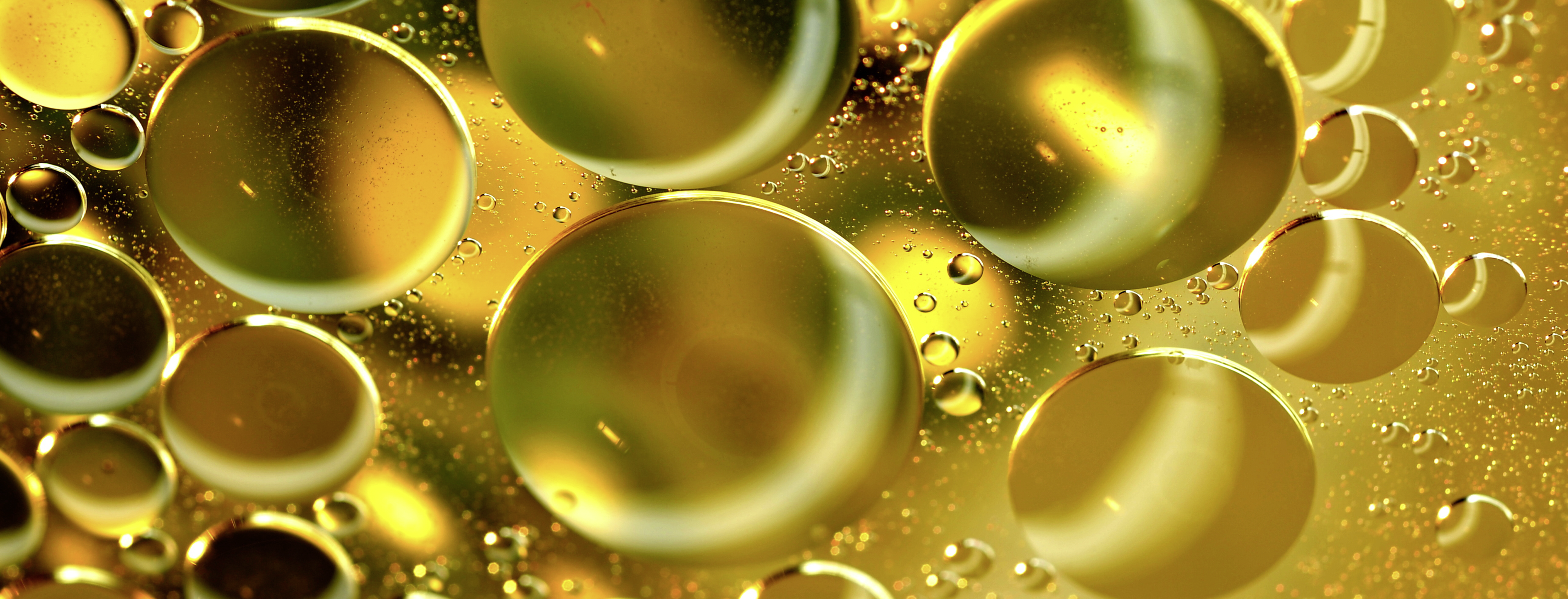 From an immiscible water-oil system to the ultralow interfacial tension ...